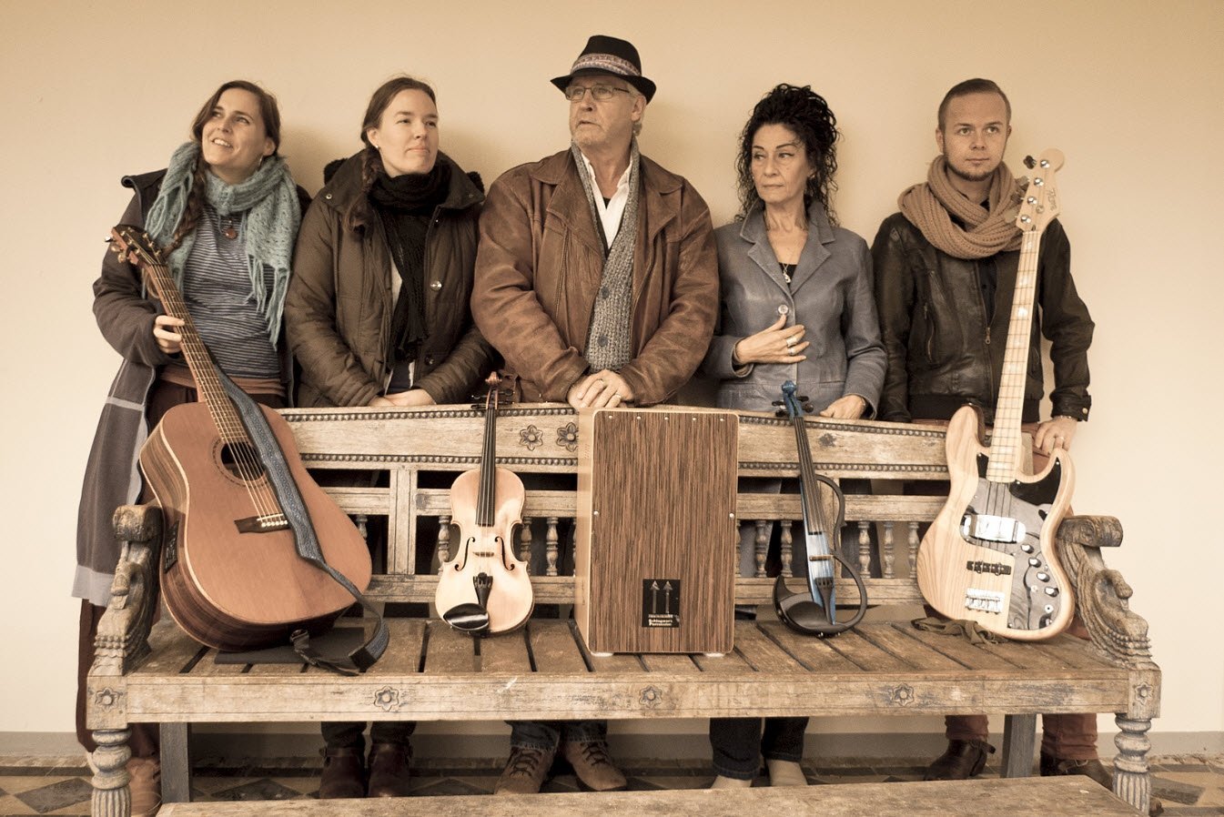 Marja de Boer & Lyssna – “Whatever binds us” - Harderwijksezaken.nl