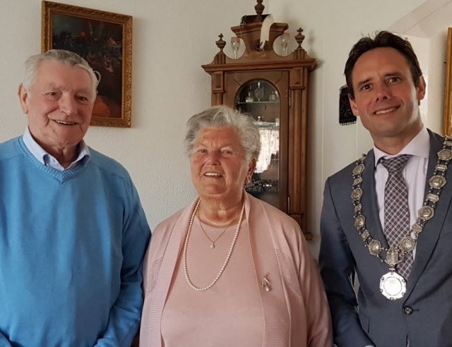 Echtpaar Jaap Kok en Hennie Kok-Snel vieren hun 60-jarig huwelijk ...