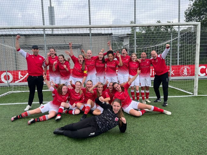 v.v. Hierden MO15-1 ook in de 3e fase kampioen in de 1e klasse ...