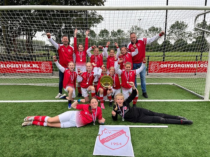 Prachtige 2e plek op het Nederlands Kampioenschap voor de MO11-1 van v ...